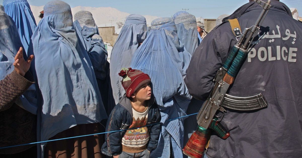 Afghanische Frauen und Mädchen als Flüchtlinge anerkennen